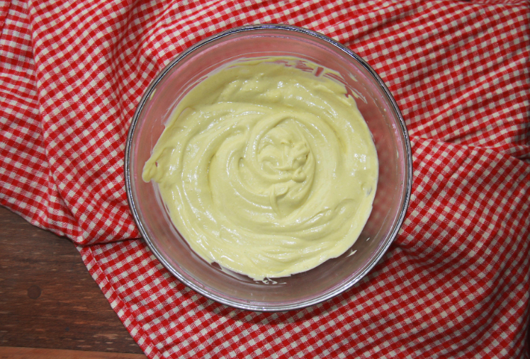 How To Make Mayonnaise From Scratch In 3 Steps! - Homestead and Butter